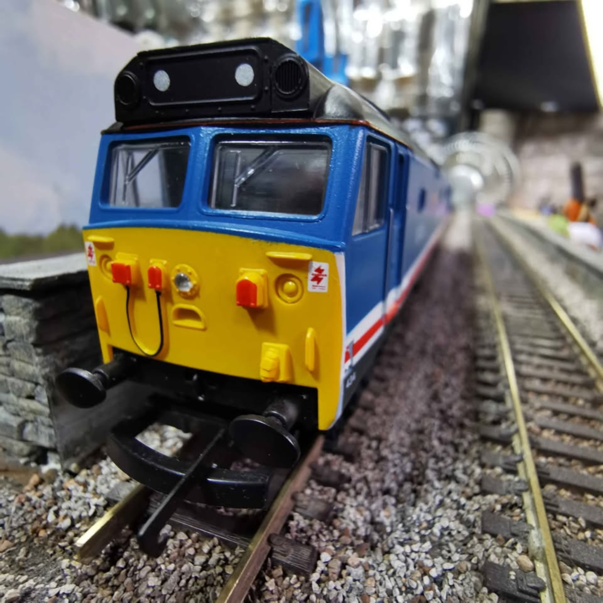 Lima Class 50 - Diesel Locomotive - Network South East - Furious - No ...